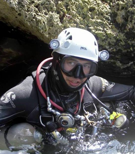 Ferdinand Edralin – Filipino Cave Divers